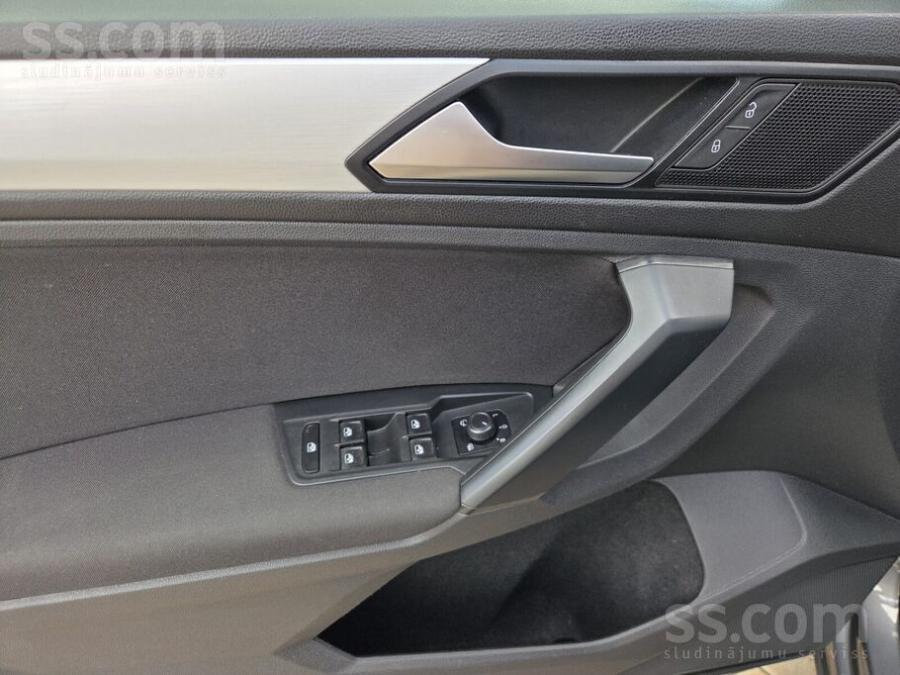 Pelēks Volkswagen Tiguan 2019 Rīga, ar dzinēja tilpumu 2.00 L un nobraukumu 180 tūkst. km par 15990 €, foto 27 vietnē AUTOMOTO.COM.LV