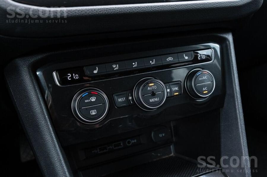 Pelēks Volkswagen Tiguan 2019 Rīga, ar dzinēja tilpumu 2.00 L un nobraukumu 56 tūkst. km par 19950 €, foto 15 vietnē AUTOMOTO.COM.LV