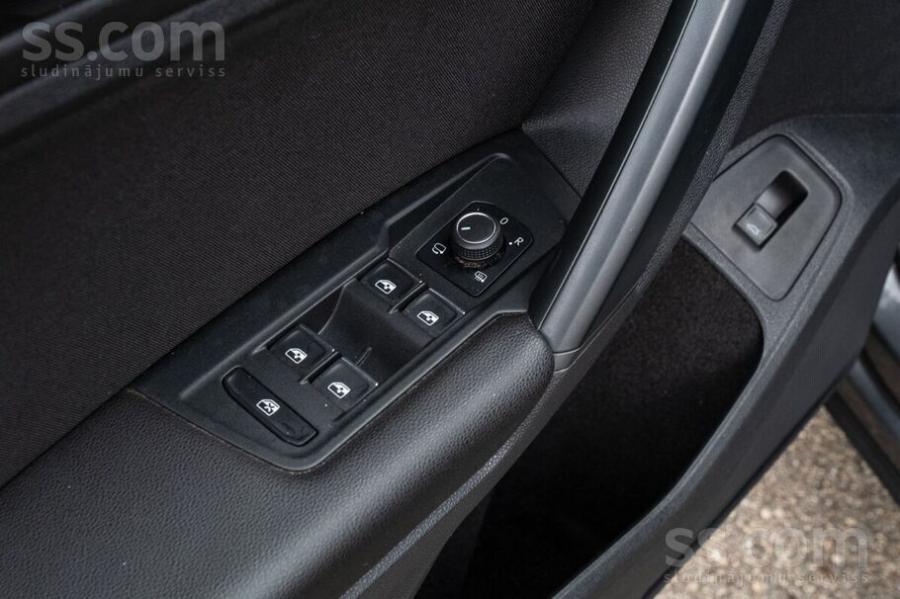 Pelēks Volkswagen Tiguan 2019 Rīga, ar dzinēja tilpumu 2.00 L un nobraukumu 56 tūkst. km par 19950 €, foto 18 vietnē AUTOMOTO.COM.LV