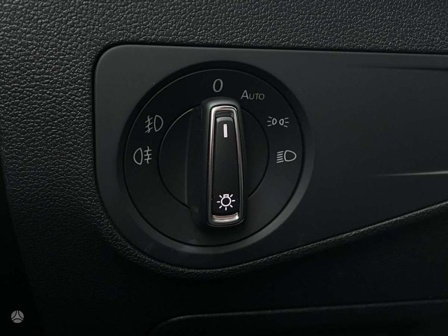 Pelēks Volkswagen Tiguan 2019 Viļņa, ar dzinēja tilpumu 2.00 L un nobraukumu 57 tūkst. km par 19999 €, foto 15 vietnē AUTOMOTO.COM.LV