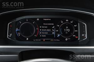 Grey Volkswagen Tiguan 2019 in Riga, with an engine capacity of 2.00 L and mileage of 214 thousand km for 20850 €, photo 17 on AUTOMOTO.COM.LV
