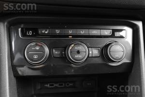 Grey Volkswagen Tiguan 2019 in Riga, with an engine capacity of 2.00 L and mileage of 214 thousand km for 20850 €, photo 21 on AUTOMOTO.COM.LV