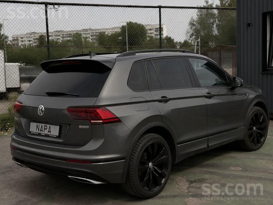 Grey Volkswagen Tiguan 2019 in Riga, with an engine capacity of 2.00 L and mileage of 108 thousand km for 21900 €, photo 11 on AUTOMOTO.COM.LV