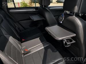 Grey Volkswagen Tiguan 2019 in Riga, with an engine capacity of 2.00 L and mileage of 108 thousand km for 21900 €, photo 16 on AUTOMOTO.COM.LV