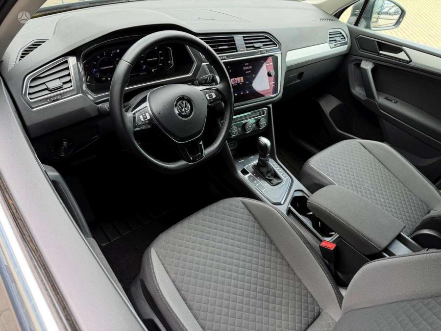 Pelēks Volkswagen Tiguan 2019 Kauņa, ar dzinēja tilpumu 1.50 L un nobraukumu 226 tūkst. km par 15500 €, foto 6 vietnē AUTOMOTO.COM.LV