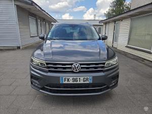 Pelēks Volkswagen Tiguan 2019 Viļņa, ar dzinēja tilpumu 1.97 L un nobraukumu 215 tūkst. km par 16500 €, foto 3 vietnē AUTOMOTO.COM.LV
