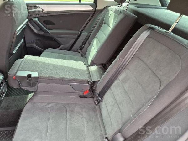 Grey Volkswagen Tiguan 2019 in Riga, with an engine capacity of 2.00 L and mileage of 107 thousand km for 19900 €, photo 10 on AUTOMOTO.COM.LV