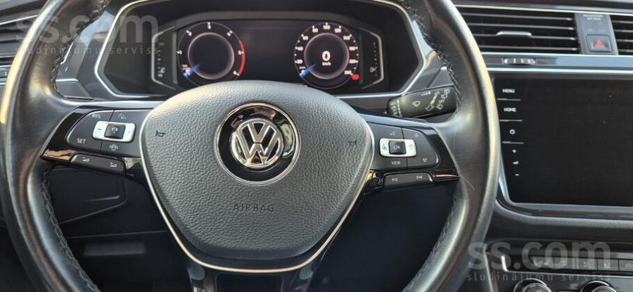 Grey Volkswagen Tiguan 2019 in Riga, with an engine capacity of 2.00 L and mileage of 108 thousand km for 21490 €, photo 14 on AUTOMOTO.COM.LV