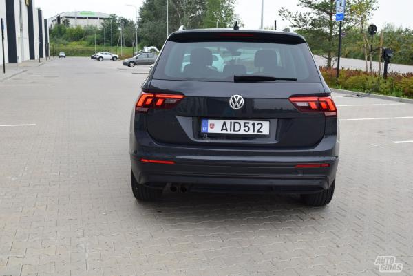 Pelēks Volkswagen Tiguan 2019 Viļņa, ar dzinēja tilpumu 1.50 L un nobraukumu 88 tūkst. km par 16950 €, foto 6 vietnē AUTOMOTO.COM.LV