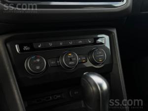 Pelēks Volkswagen Tiguan 2019 Jelgava, ar dzinēja tilpumu 2.00 L un nobraukumu 218 tūkst. km par 17500 €, foto 24 vietnē AUTOMOTO.COM.LV