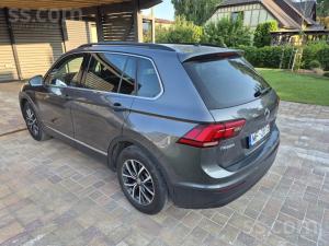 Pelēks Volkswagen Tiguan 2019 Rīga, ar dzinēja tilpumu 2.00 L un nobraukumu 107 tūkst. km par 18300 €, foto 4 vietnē AUTOMOTO.COM.LV