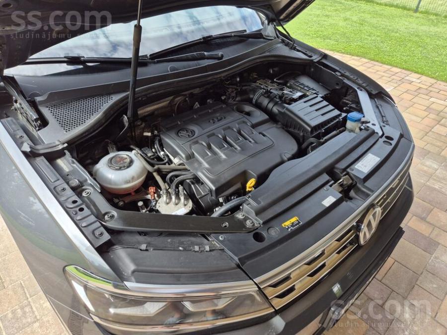Pelēks Volkswagen Tiguan 2019 Rīga, ar dzinēja tilpumu 2.00 L un nobraukumu 107 tūkst. km par 18300 €, foto 13 vietnē AUTOMOTO.COM.LV