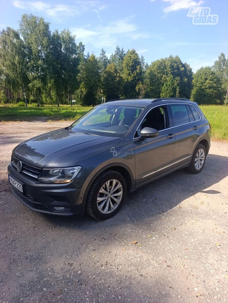 Pelēks Volkswagen Tiguan 2019 Varėna, ar dzinēja tilpumu 2.00 L un nobraukumu 0 tūkst. km par 16000 €, foto 3 vietnē AUTOMOTO.COM.LV