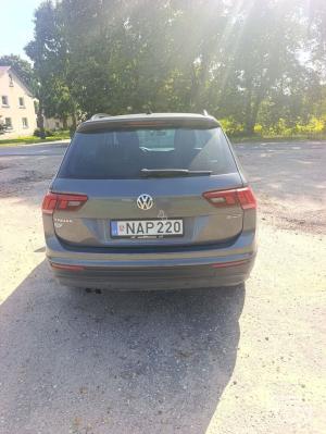 Pelēks Volkswagen Tiguan 2019 Varėna, ar dzinēja tilpumu 2.00 L un nobraukumu 0 tūkst. km par 16000 €, foto 5 vietnē AUTOMOTO.COM.LV