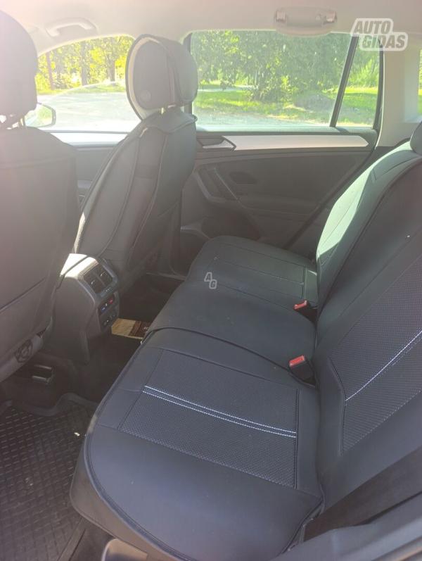 Grey Volkswagen Tiguan 2019 in Varena, with an engine capacity of 2.00 L and mileage of 0 thousand km for 16000 €, photo 5 on AUTOMOTO.COM.LV