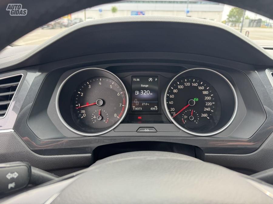 Grey Volkswagen Tiguan 2019 in Vilnius, with an engine capacity of 2.00 L and mileage of 114 thousand km for 18000 €, photo 11 on AUTOMOTO.COM.LV