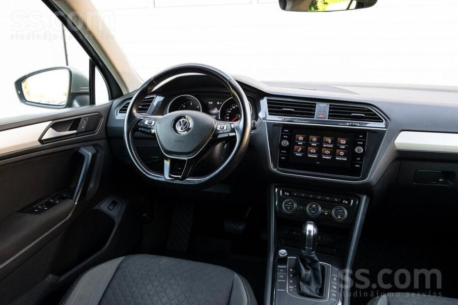 Pelēks Volkswagen Tiguan 2019 Rīga, ar dzinēja tilpumu 2.00 L un nobraukumu 157 tūkst. km par 15950 €, foto 10 vietnē AUTOMOTO.COM.LV