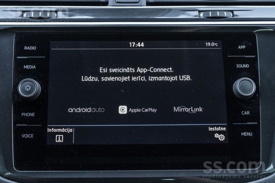 Pelēks Volkswagen Tiguan 2019 Rīga, ar dzinēja tilpumu 2.00 L un nobraukumu 157 tūkst. km par 15950 €, foto 12 vietnē AUTOMOTO.COM.LV