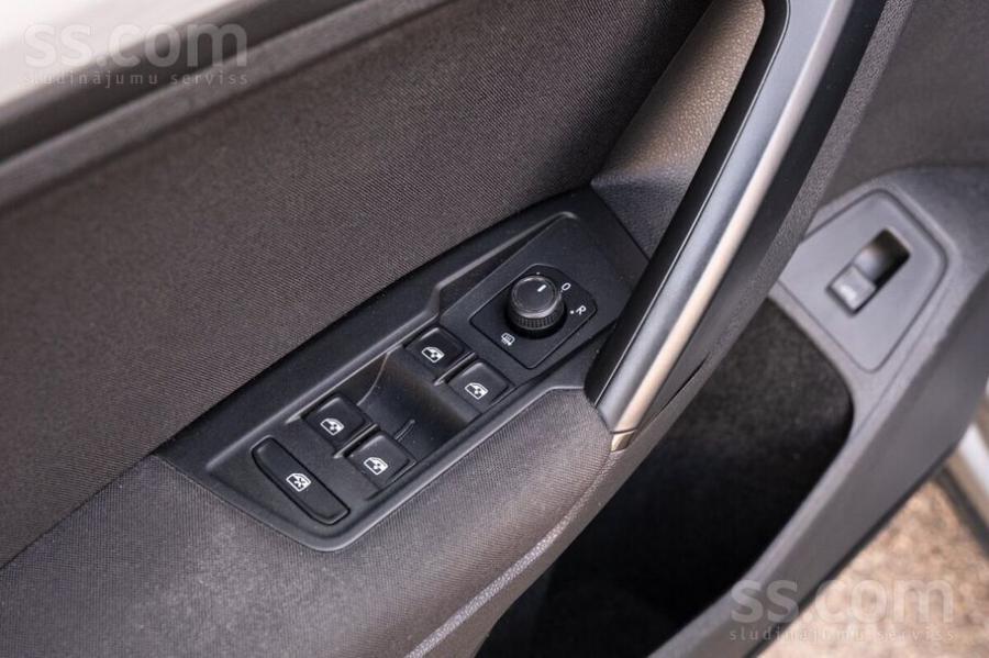 Pelēks Volkswagen Tiguan 2019 Rīga, ar dzinēja tilpumu 2.00 L un nobraukumu 157 tūkst. km par 15950 €, foto 19 vietnē AUTOMOTO.COM.LV