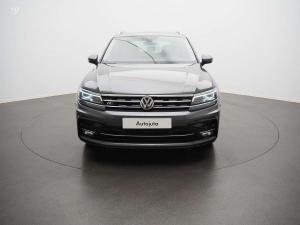 Grey Volkswagen Tiguan 2019 in Vilnius, with an engine capacity of 1.97 L and mileage of 137 thousand km for 20900 €, photo 3 on AUTOMOTO.COM.LV