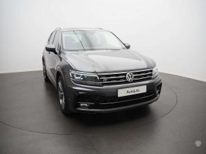 Grey Volkswagen Tiguan 2019 in Vilnius, with an engine capacity of 1.97 L and mileage of 137 thousand km for 20900 €, photo 4 on AUTOMOTO.COM.LV