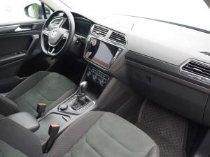 Grey Volkswagen Tiguan 2019 in Vilnius, with an engine capacity of 1.97 L and mileage of 137 thousand km for 20900 €, photo 12 on AUTOMOTO.COM.LV