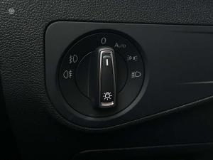 Pelēks Volkswagen Tiguan 2019 Viļņa, ar dzinēja tilpumu 2.00 L un nobraukumu 57 tūkst. km par 19999 €, foto 15 vietnē AUTOMOTO.COM.LV