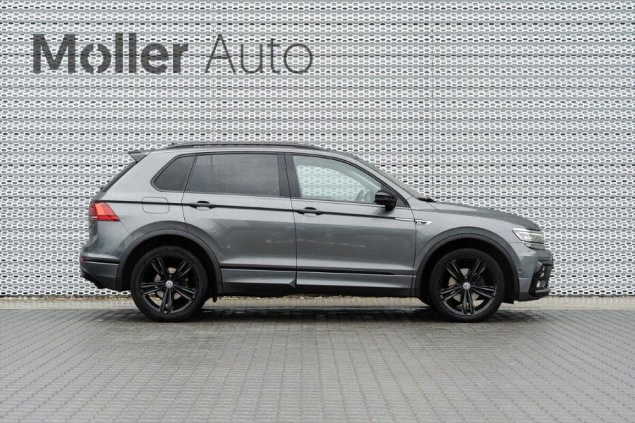 Grey Volkswagen Tiguan 2019 in Marupe, with an engine capacity of 2.00 L and mileage of 161 thousand km for 19200 €, photo 6 on AUTOMOTO.COM.LV