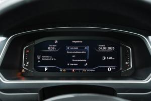 Grey Volkswagen Tiguan 2019 in Marupe, with an engine capacity of 2.00 L and mileage of 161 thousand km for 19200 €, photo 13 on AUTOMOTO.COM.LV