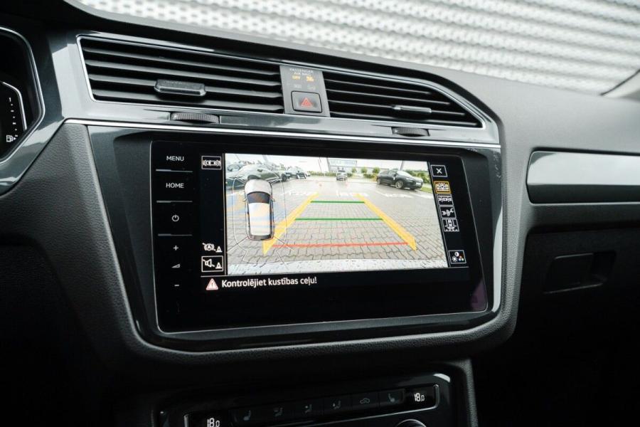 Grey Volkswagen Tiguan 2019 in Marupe, with an engine capacity of 2.00 L and mileage of 161 thousand km for 19200 €, photo 15 on AUTOMOTO.COM.LV