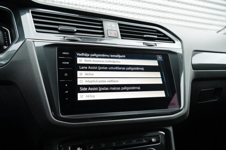 Grey Volkswagen Tiguan 2019 in Marupe, with an engine capacity of 2.00 L and mileage of 161 thousand km for 19200 €, photo 18 on AUTOMOTO.COM.LV