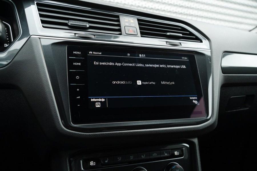 Grey Volkswagen Tiguan 2019 in Marupe, with an engine capacity of 2.00 L and mileage of 161 thousand km for 19200 €, photo 20 on AUTOMOTO.COM.LV