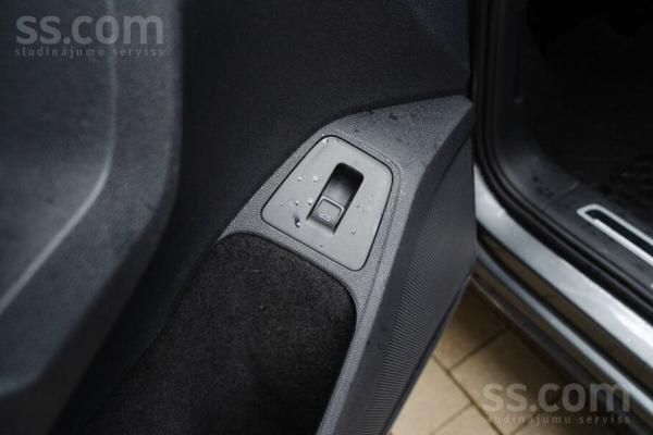 Pelēks Volkswagen Tiguan 2019 Rīga, ar dzinēja tilpumu 2.00 L un nobraukumu 161 tūkst. km par 19200 €, foto 9 vietnē AUTOMOTO.COM.LV
