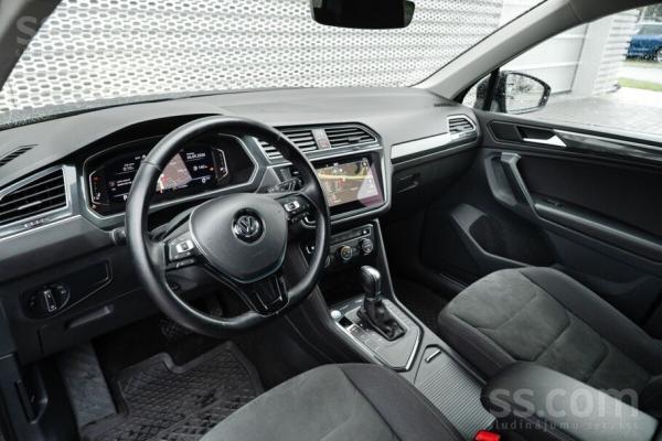 Pelēks Volkswagen Tiguan 2019 Rīga, ar dzinēja tilpumu 2.00 L un nobraukumu 161 tūkst. km par 19200 €, foto 10 vietnē AUTOMOTO.COM.LV