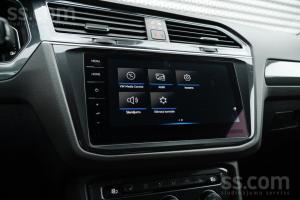 Pelēks Volkswagen Tiguan 2019 Rīga, ar dzinēja tilpumu 2.00 L un nobraukumu 161 tūkst. km par 19200 €, foto 21 vietnē AUTOMOTO.COM.LV