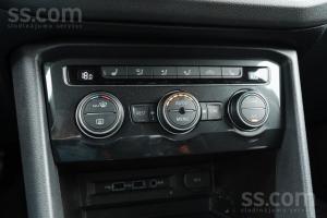 Pelēks Volkswagen Tiguan 2019 Rīga, ar dzinēja tilpumu 2.00 L un nobraukumu 161 tūkst. km par 19200 €, foto 24 vietnē AUTOMOTO.COM.LV