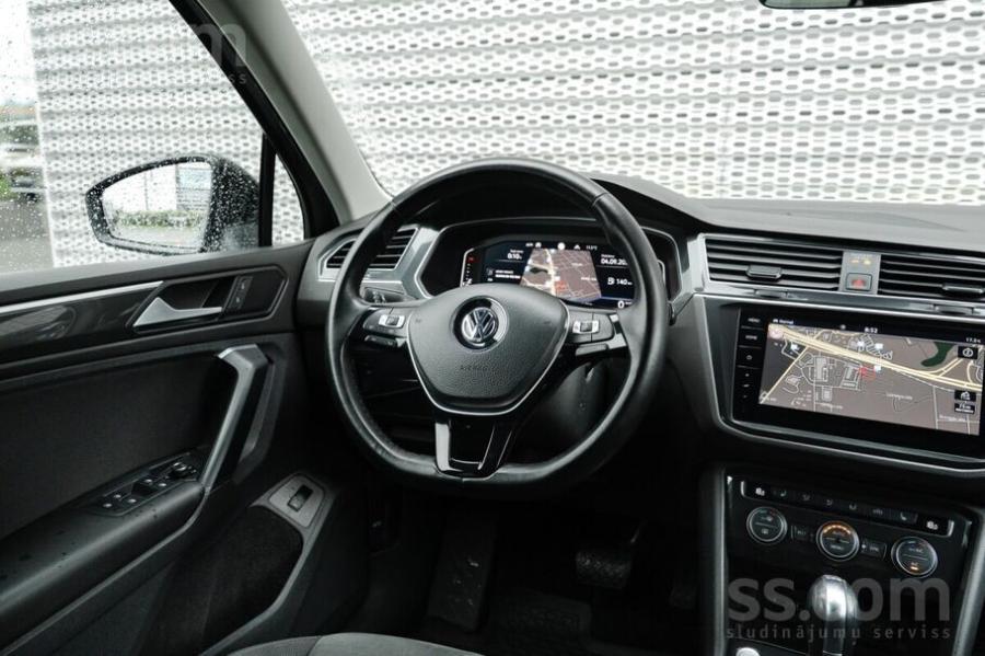 Pelēks Volkswagen Tiguan 2019 Rīga, ar dzinēja tilpumu 2.00 L un nobraukumu 161 tūkst. km par 19200 €, foto 26 vietnē AUTOMOTO.COM.LV