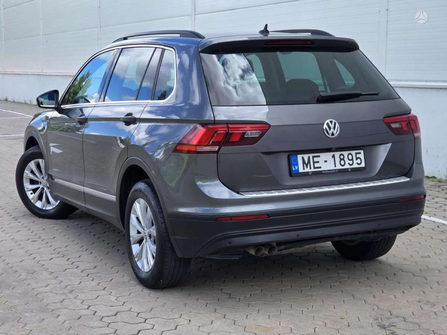 Pelēks Volkswagen Tiguan 2019 Rīga, ar dzinēja tilpumu 1.97 L un nobraukumu 178 tūkst. km par 15700 €, foto 13 vietnē AUTOMOTO.COM.LV