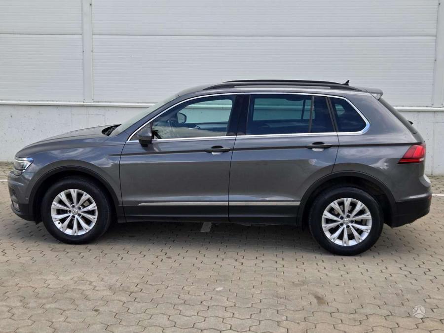 Pelēks Volkswagen Tiguan 2019 Rīga, ar dzinēja tilpumu 1.97 L un nobraukumu 178 tūkst. km par 15700 €, foto 14 vietnē AUTOMOTO.COM.LV