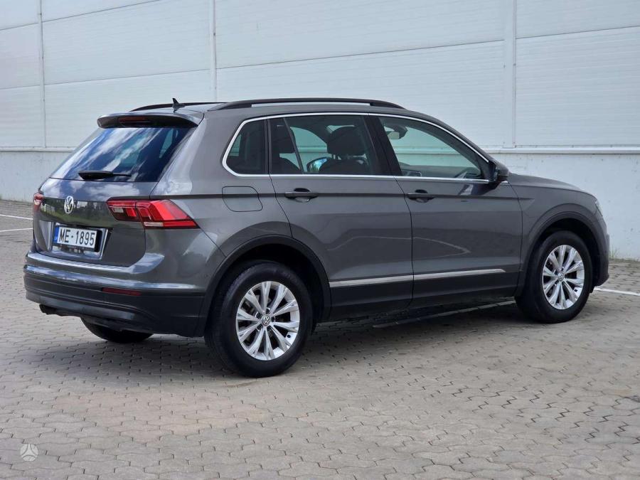Pelēks Volkswagen Tiguan 2019 Rīga, ar dzinēja tilpumu 1.97 L un nobraukumu 178 tūkst. km par 15700 €, foto 25 vietnē AUTOMOTO.COM.LV
