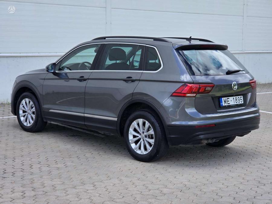 Pelēks Volkswagen Tiguan 2019 Rīga, ar dzinēja tilpumu 1.97 L un nobraukumu 178 tūkst. km par 15700 €, foto 27 vietnē AUTOMOTO.COM.LV
