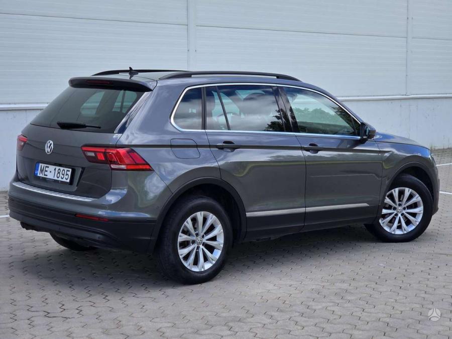 Pelēks Volkswagen Tiguan 2019 Rīga, ar dzinēja tilpumu 1.97 L un nobraukumu 178 tūkst. km par 15700 €, foto 37 vietnē AUTOMOTO.COM.LV