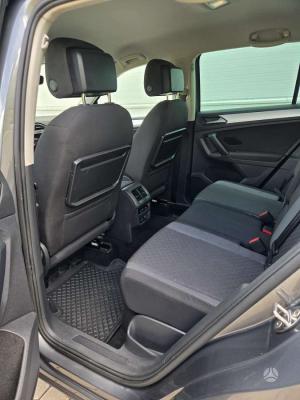 Pelēks Volkswagen Tiguan 2019 Rīga, ar dzinēja tilpumu 1.97 L un nobraukumu 178 tūkst. km par 15700 €, foto 43 vietnē AUTOMOTO.COM.LV