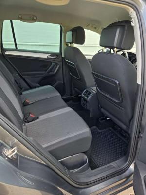 Pelēks Volkswagen Tiguan 2019 Rīga, ar dzinēja tilpumu 1.97 L un nobraukumu 178 tūkst. km par 15700 €, foto 49 vietnē AUTOMOTO.COM.LV
