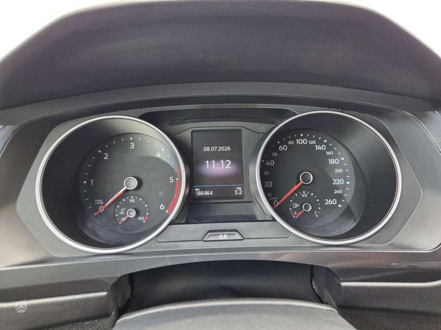 Pelēks Volkswagen Tiguan 2019 Rīga, ar dzinēja tilpumu 1.97 L un nobraukumu 178 tūkst. km par 15700 €, foto 53 vietnē AUTOMOTO.COM.LV