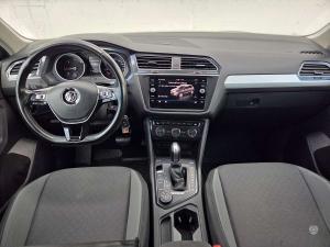 Pelēks Volkswagen Tiguan 2019 Rīga, ar dzinēja tilpumu 1.97 L un nobraukumu 178 tūkst. km par 15700 €, foto 55 vietnē AUTOMOTO.COM.LV