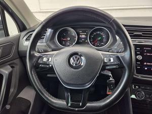 Pelēks Volkswagen Tiguan 2019 Rīga, ar dzinēja tilpumu 1.97 L un nobraukumu 178 tūkst. km par 15700 €, foto 59 vietnē AUTOMOTO.COM.LV