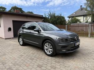 Grey Volkswagen Tiguan 2019 in Jurmala, with an engine capacity of 2.00 L and mileage of 55 thousand km for 20800 €, photo 3 on AUTOMOTO.COM.LV