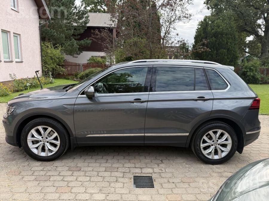 Grey Volkswagen Tiguan 2019 in Jurmala, with an engine capacity of 2.00 L and mileage of 55 thousand km for 20800 €, photo 6 on AUTOMOTO.COM.LV