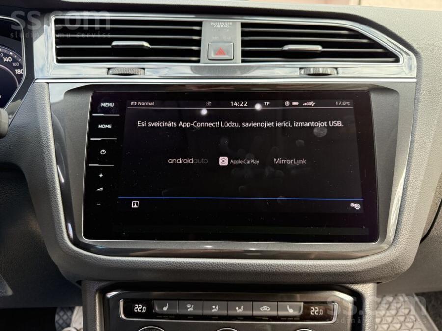 Grey Volkswagen Tiguan 2019 in Jurmala, with an engine capacity of 2.00 L and mileage of 55 thousand km for 20800 €, photo 14 on AUTOMOTO.COM.LV